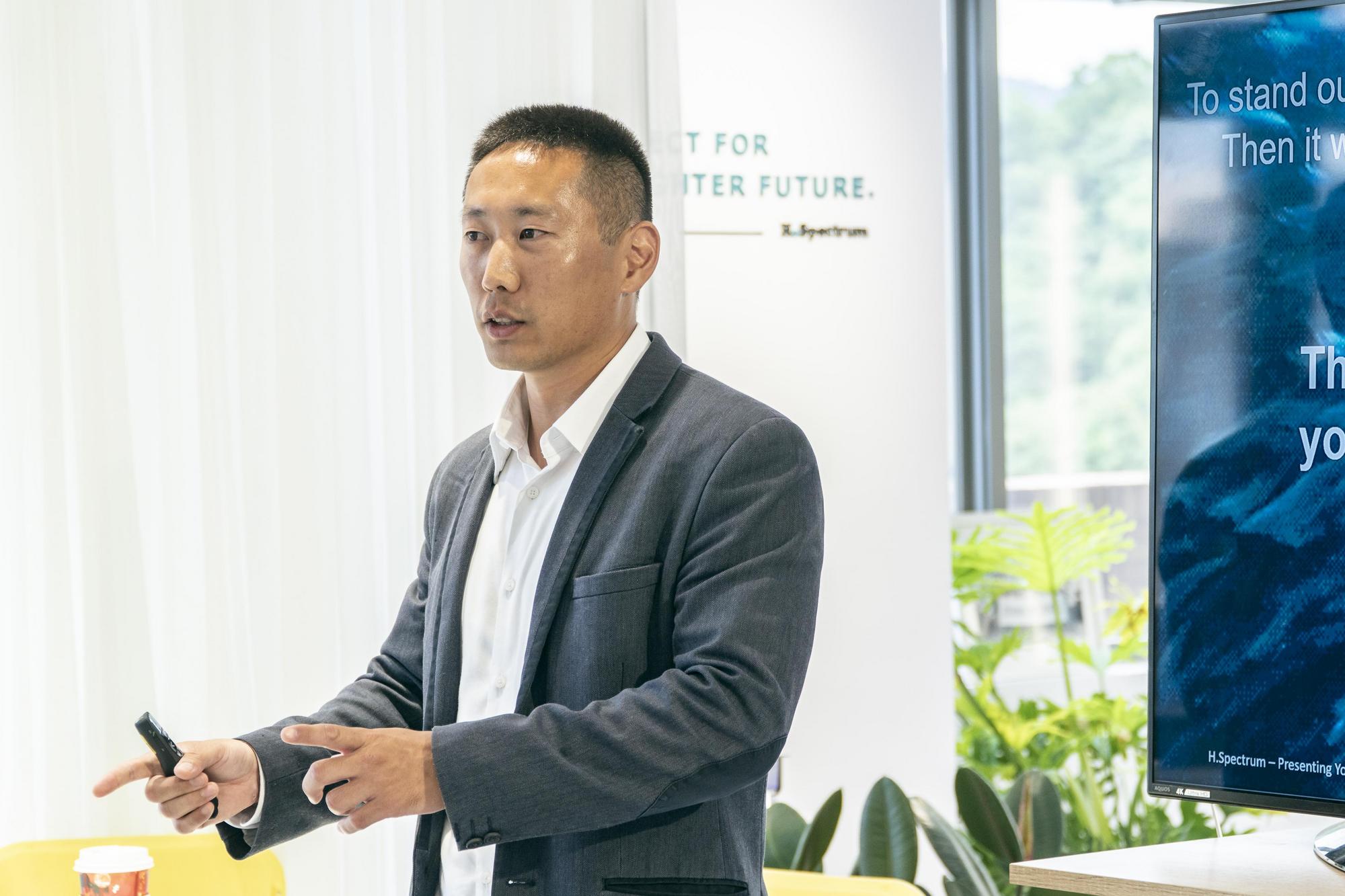 Edward Shim: Studio 1 Labs Are Creators of ‘Touch’ Fabric Pressure ...